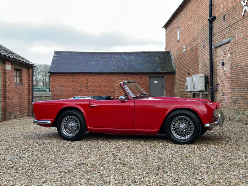 Used TRIUMPH TR4 1964 Red in Winwick, Northamptonshire | Turn 2 ...