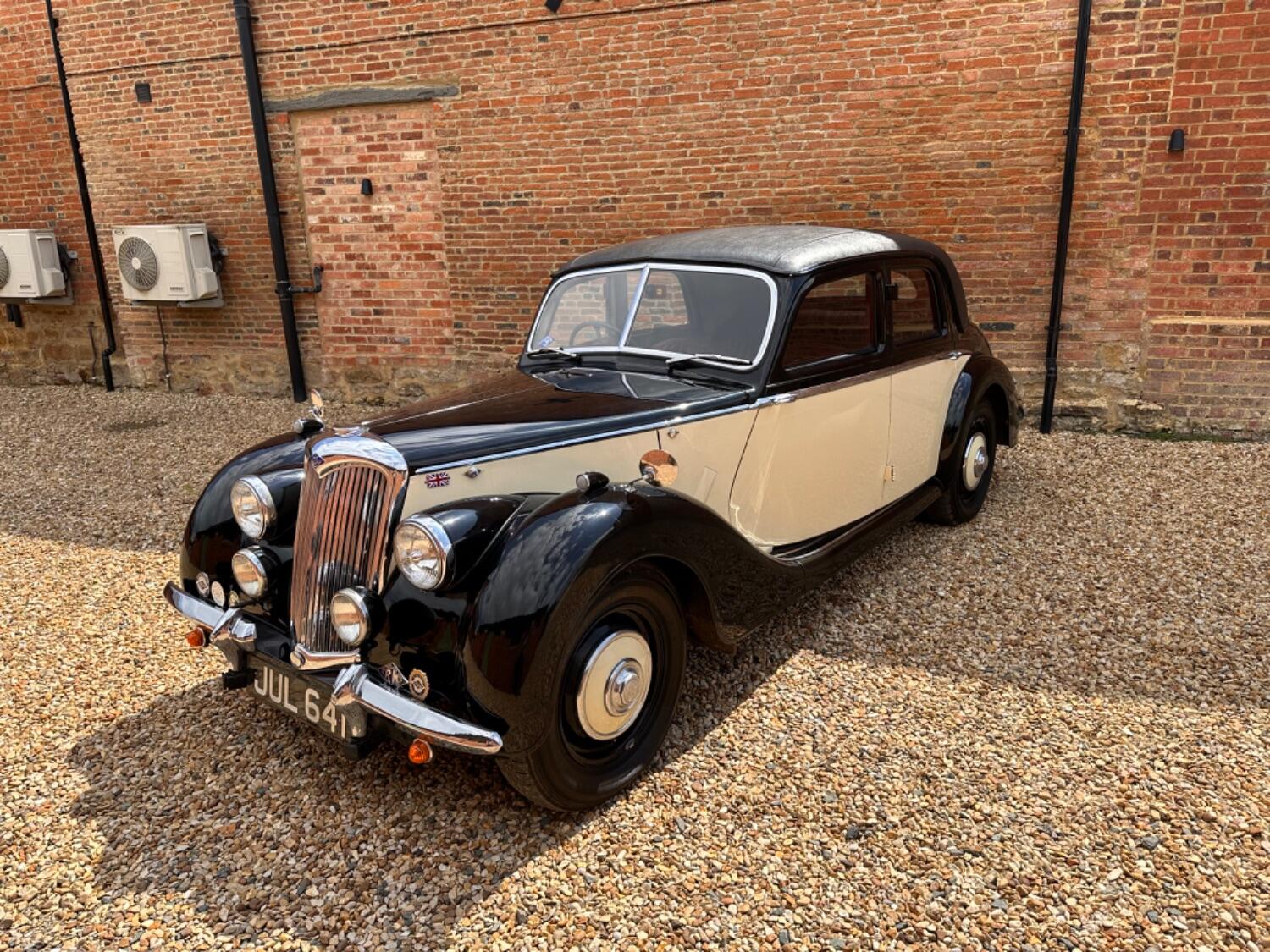 SOLD - Used RILEY RM SERIES 1948 Cream in Winwick, Northamptonshire ...
