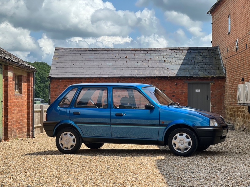 Used ROVER METRO 1994 Blue in Winwick, Northamptonshire | Turn 2 ...